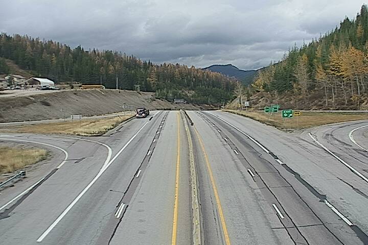 The Rockies Webcams/Snow Stakes - Rocky Mountain Sled Conditions